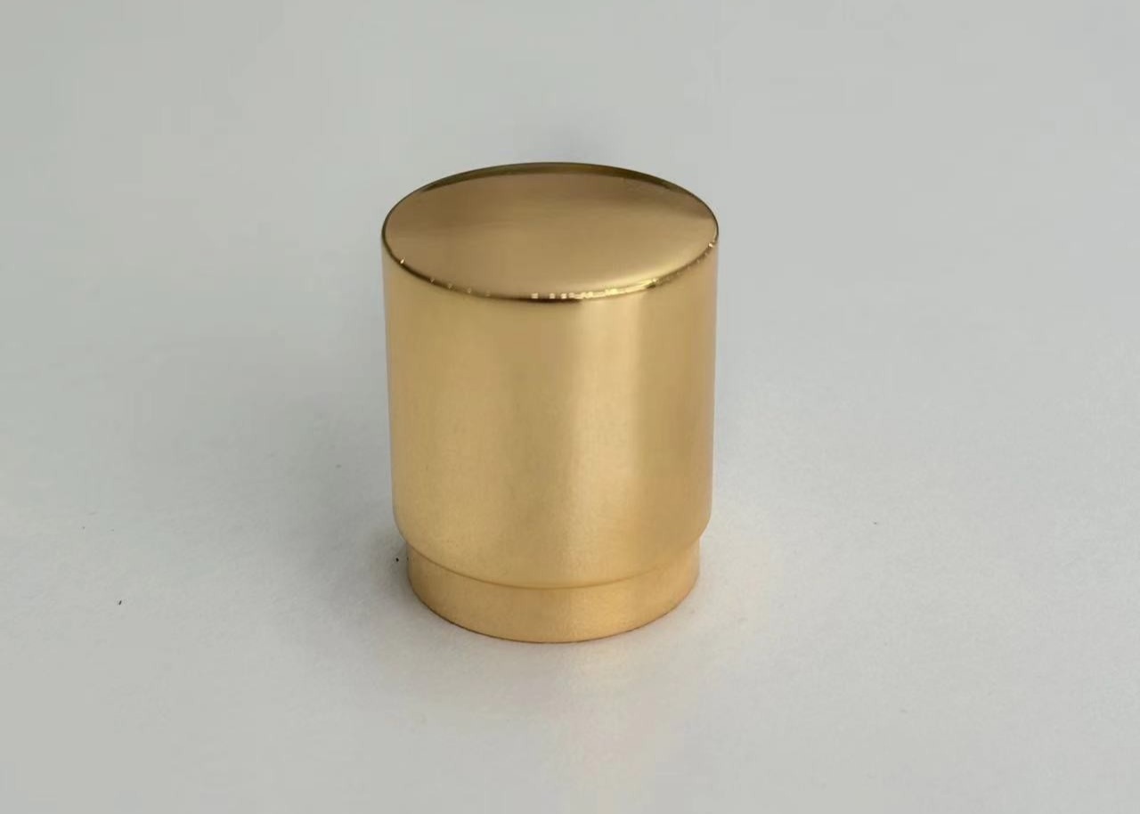 Customzied Gold / Silver Zamak Perfume Caps For Sophisticated Fragrance ...